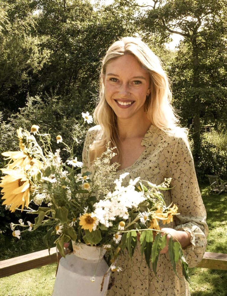 Deep Fried Broccoli – Vegan recipe with easy avocado dip